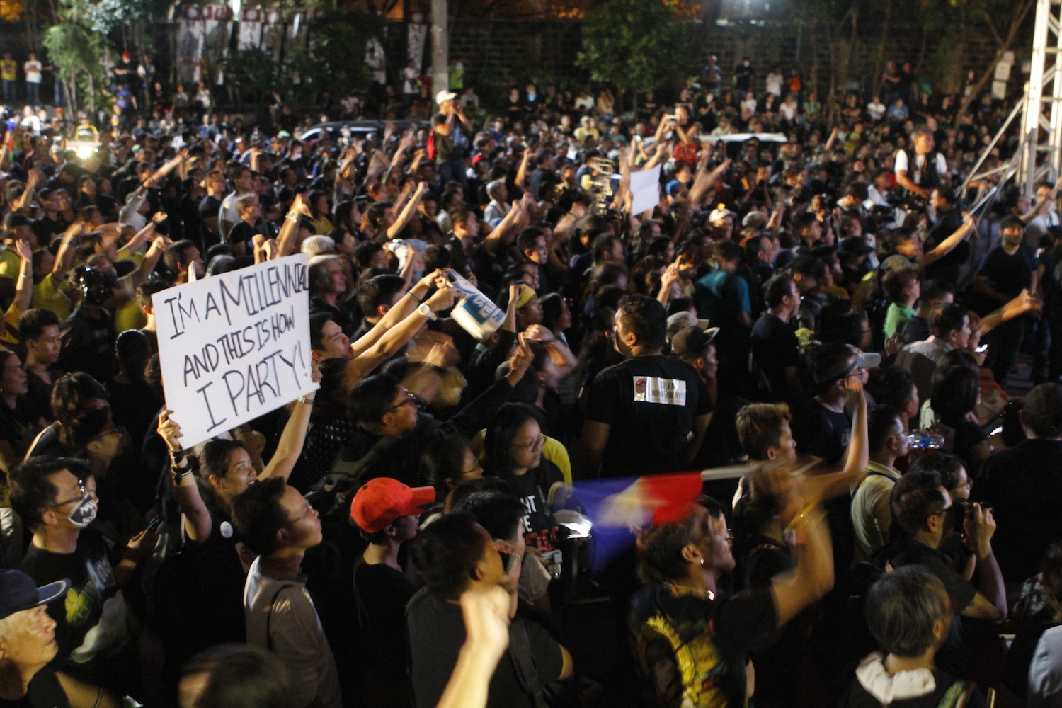 Gathering courage under fire | 350 Pilipinas